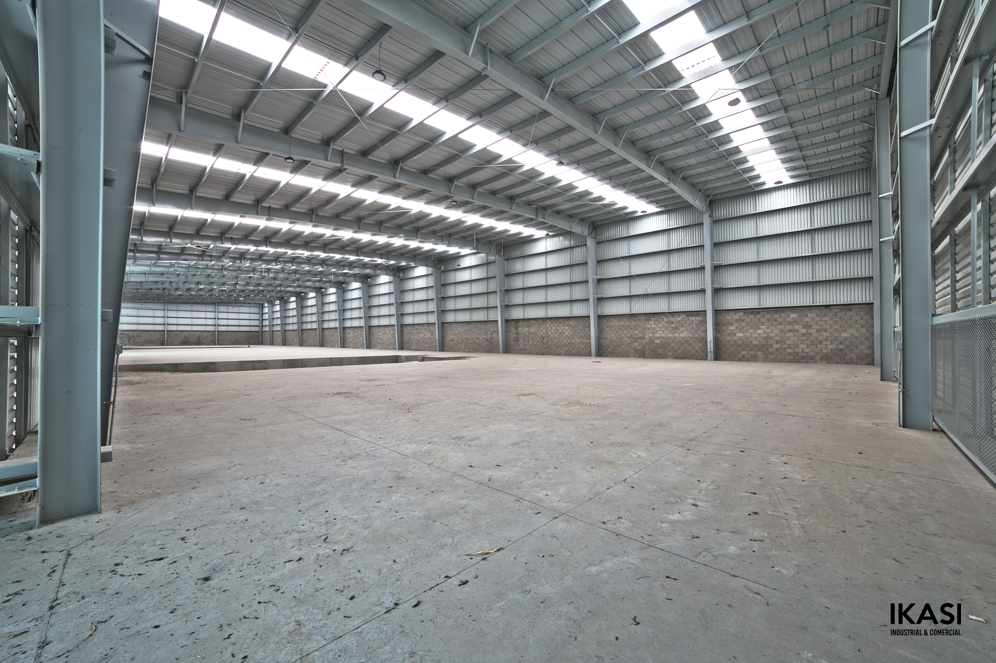 BODEGA INDUSTRIAL EN RENTA PARQUE INDUSTRIAL EN LEÓN – 1,380 m2 – IKASI